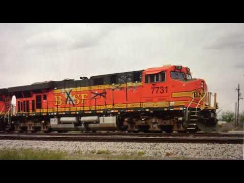 Bnsf 7731 and his horn is broken - YouTube