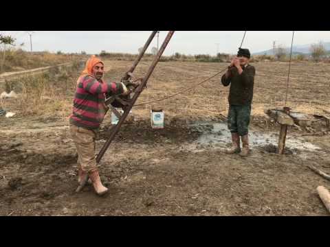 Elle Sondaj su kuyusu açma