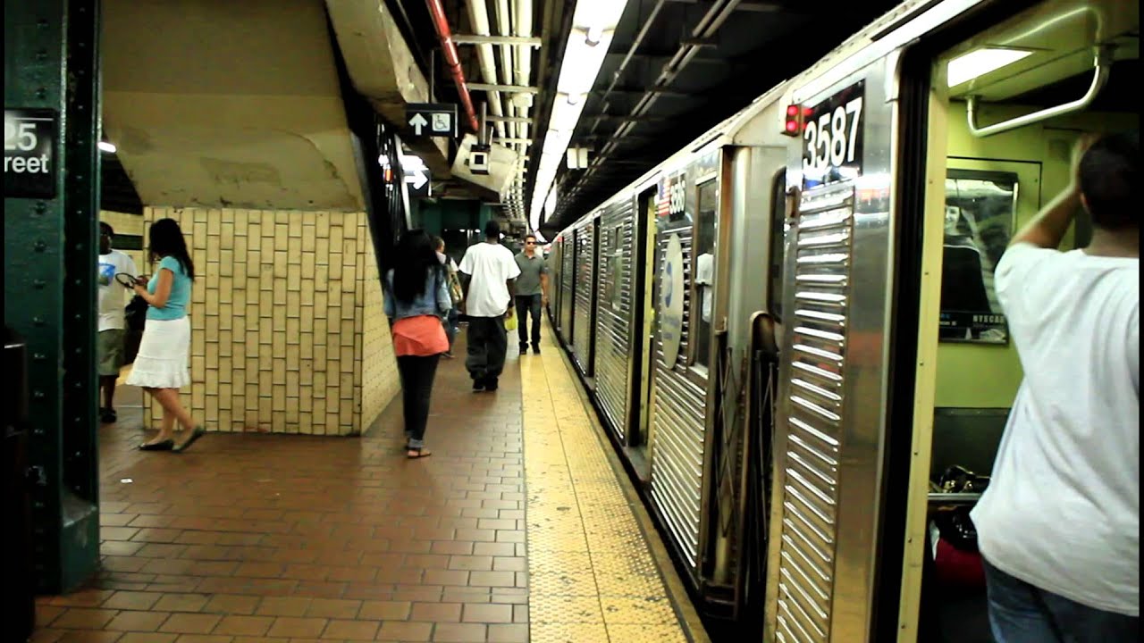 IND Subway: Brooklyn Bound R32 (A) train [with R46 (C)] at 125th St ...