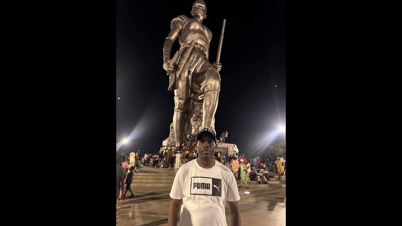 Amazon MonumentIn honor of the women warriors of Benin, yesterday and ...
