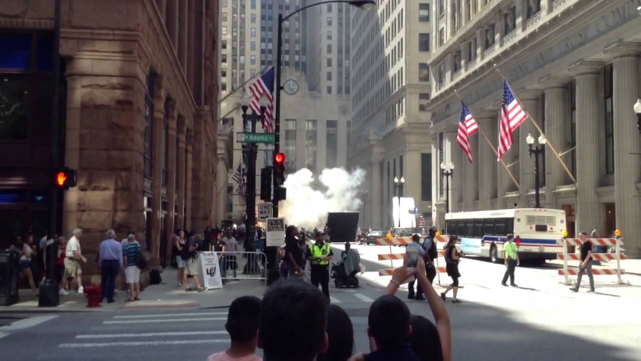 Transformers 4 filming in Chicago explosion - YouTube