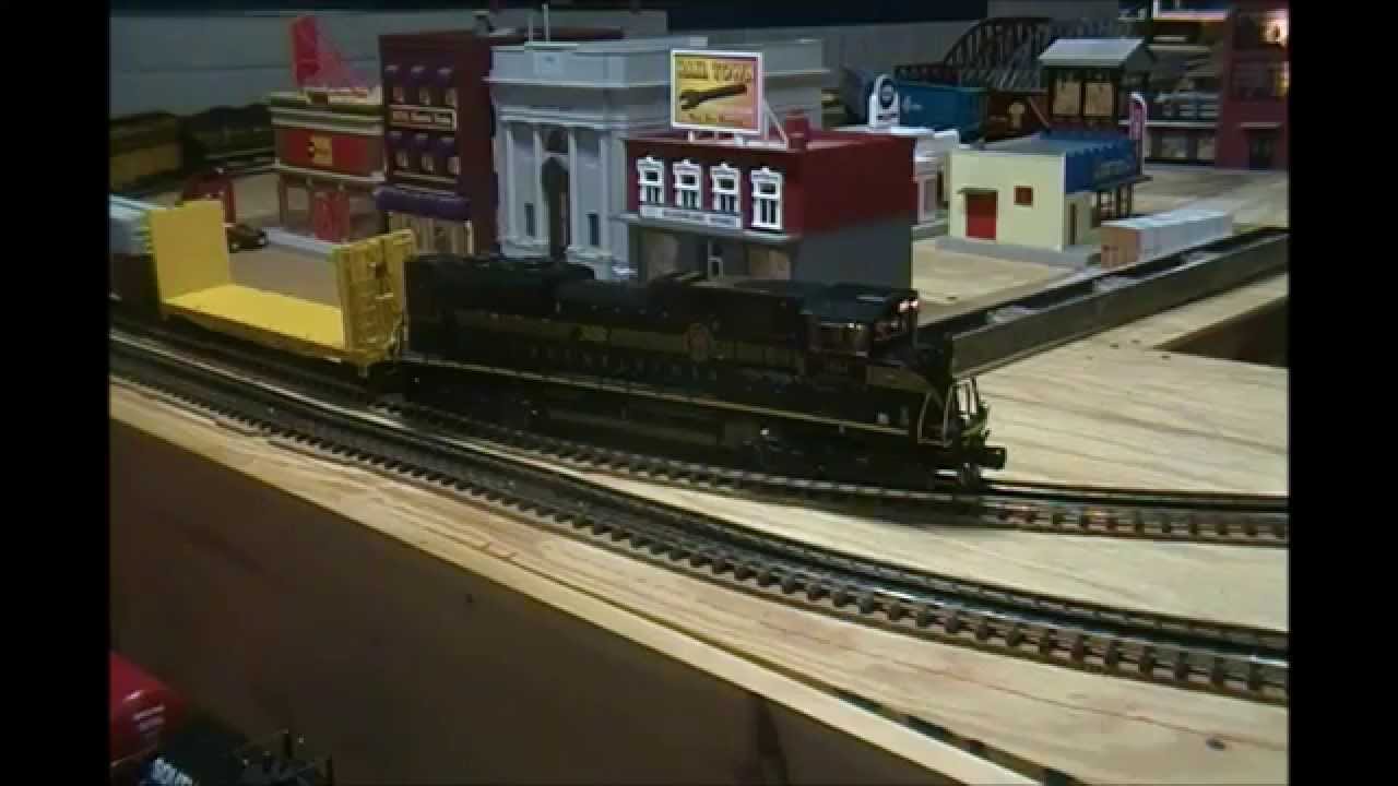 Lionel PRR Heritage SD70ACe & Freight Cars - YouTube