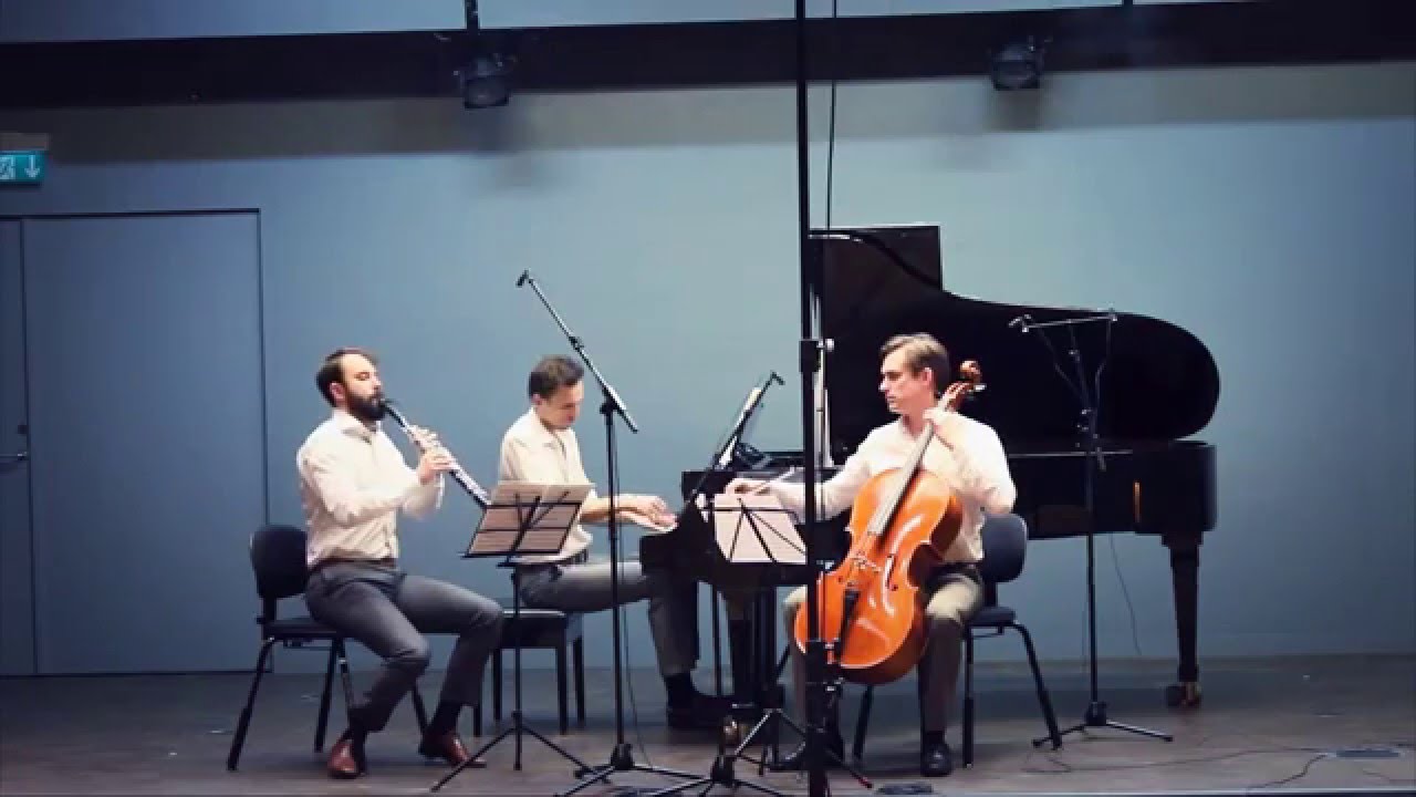 Brahms, Clarinet Trio - II. Adagio (The Danish Clarinet Trio) - YouTube