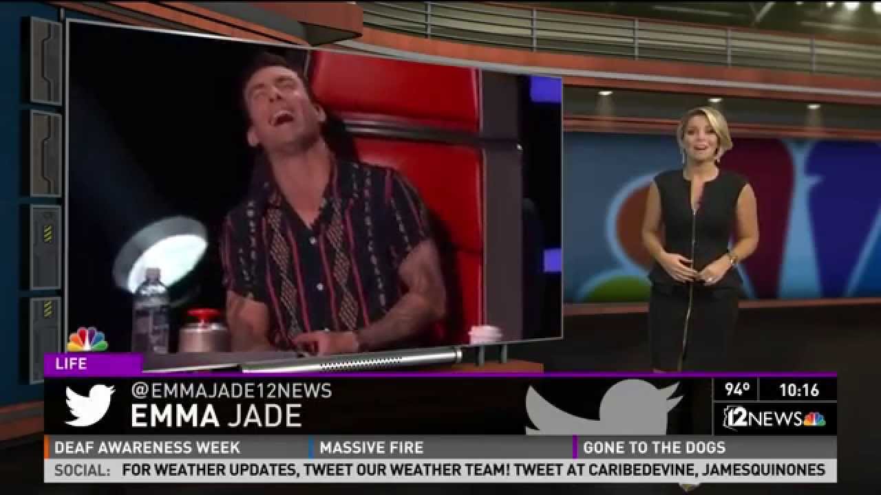 Emma Jade goes one-on-one with Carson Daly - YouTube