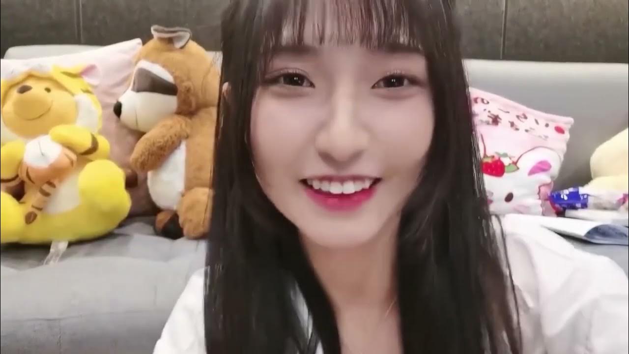 AKB48 Team SH 叶知恩（Ye ZhiEn）《元カレです》 - YouTube