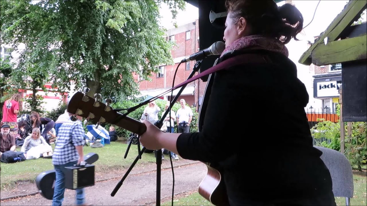 Elena Traina - Beat It + Billie Jean - YouTube