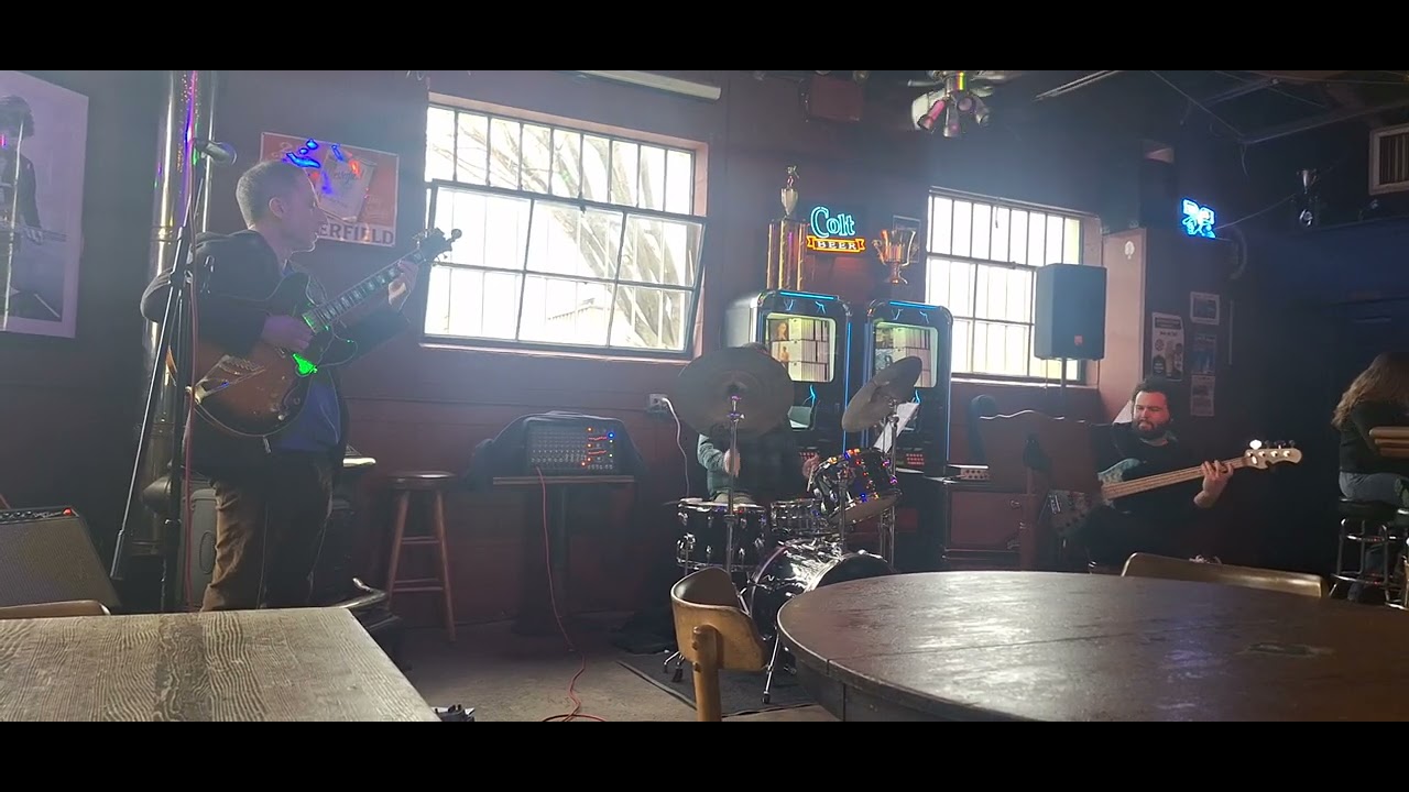 geo trio@nickanees, providence,r.i ,4/14/24,1st set - YouTube