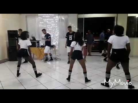 15ZÃO LAYSA PEREIRA MENINAS