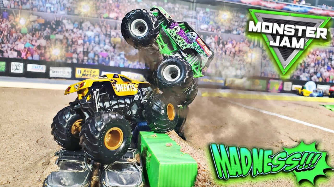 UNBELIEVABLE!! Monster Jam Diecast Racing! (Thunder Episode: 149) - YouTube