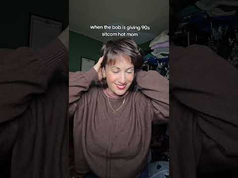 90s sitcom hot mom energy. #shorthair #bobhaircut #90svibes #hotmom