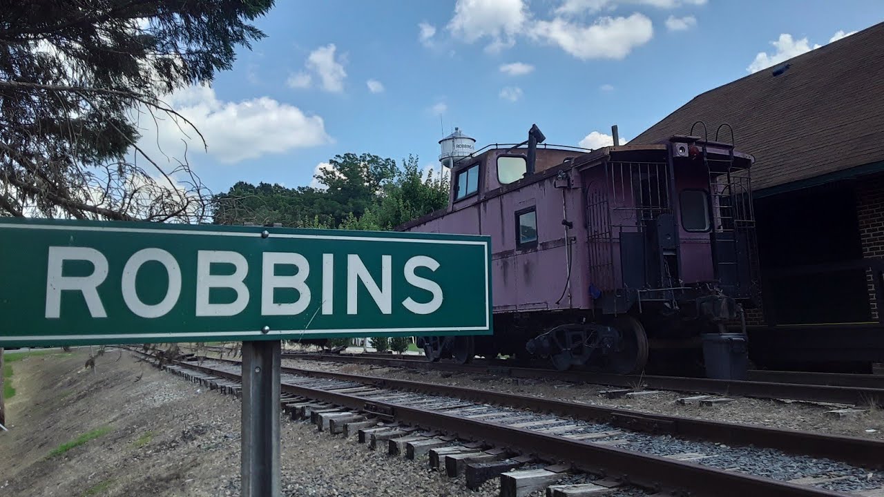 Robbins NC train stuff - YouTube