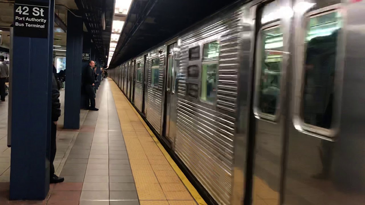 MTA NYC Subway R32 C train arriving at 42nd Street-Port Authority (10 ...