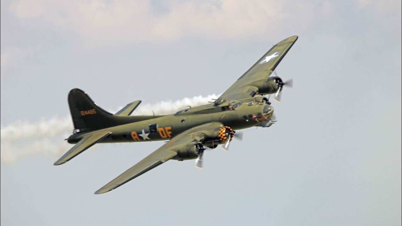 Boeing B17 Sally B at BOB Airshow IWM Duxford Sept. 2023 - YouTube