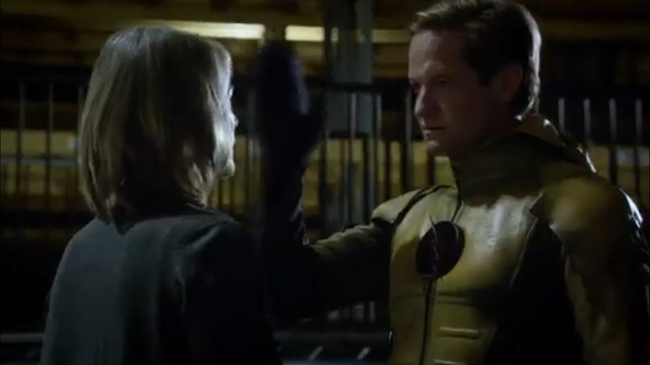 The Flash 2x11 - Flash vs Flash Reverso (Dublado PT-BR) - YouTube