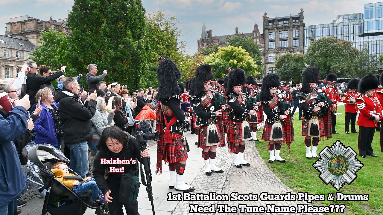 1st Battalion Scots Guards Pipes Drums - YouTube
