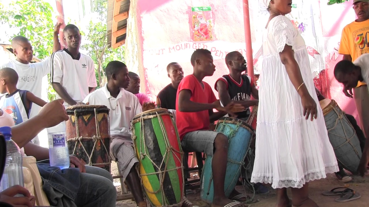 Vodou Ceremony Manbo Tilasquet - YouTube