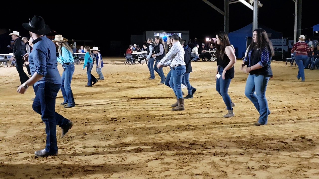 Bush dance - YouTube