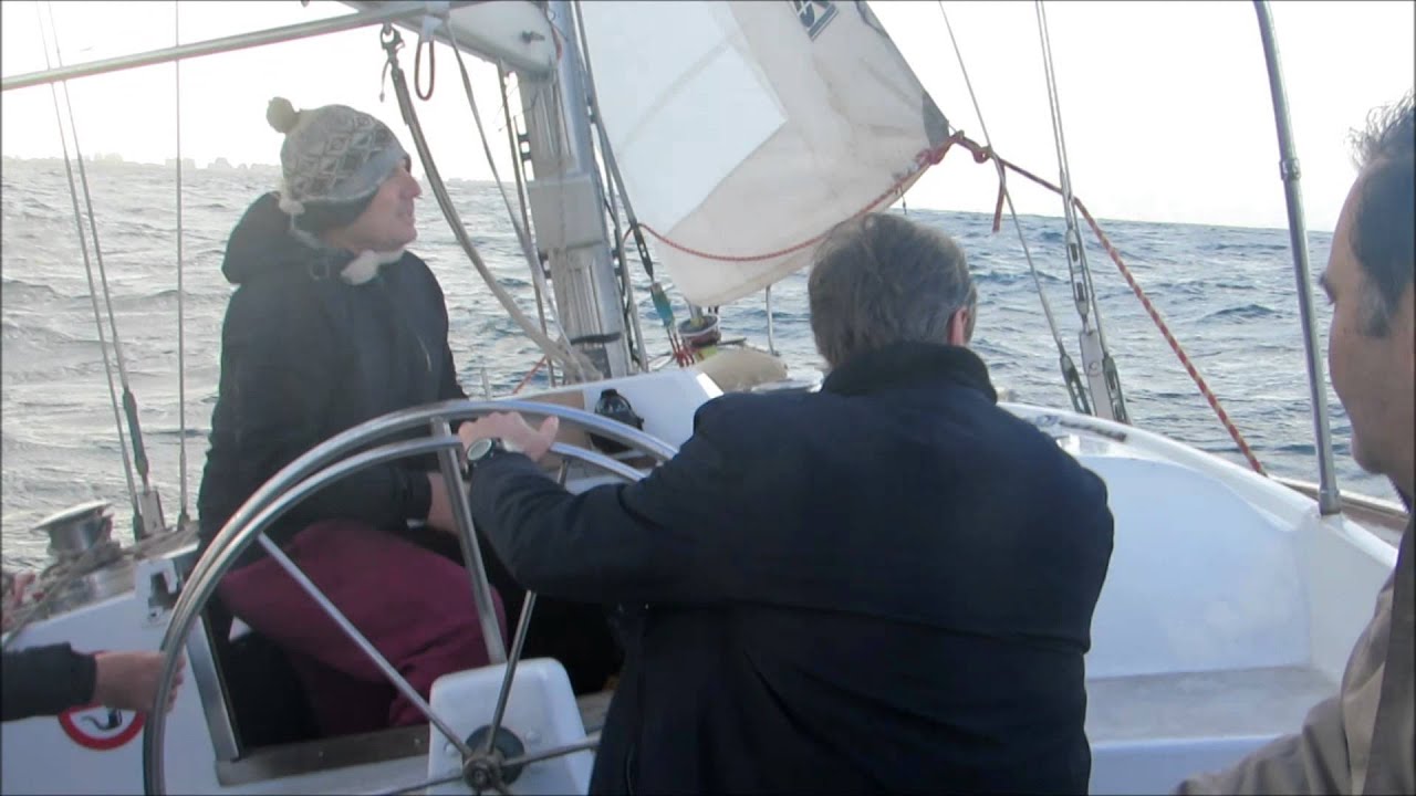 בית ספר לשייט ורדי ולה - הפלגת אימון Heave to - YouTube