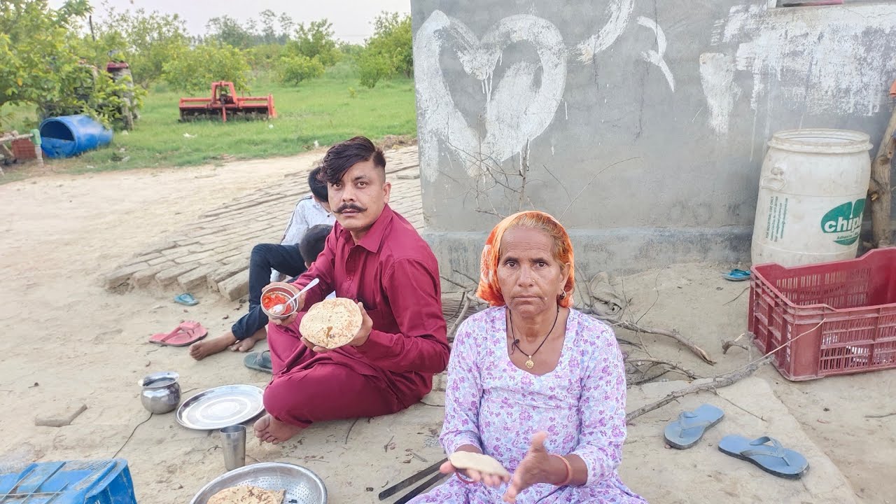 गांव का शाही रहन-सहन । खेतों में डिनर । village Life । village vlog ...