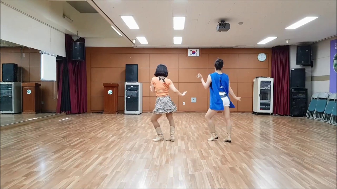 Celebration Line dance (K-Pop version) - YouTube