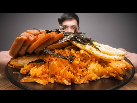 Next Level Kimchi Bokkeumbap (kimchi fried rice)