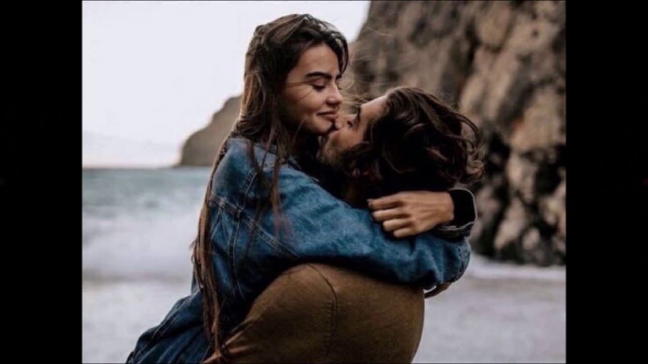 LA NAVE DEL OLVIDO ROBERTO LUJAN - YouTube