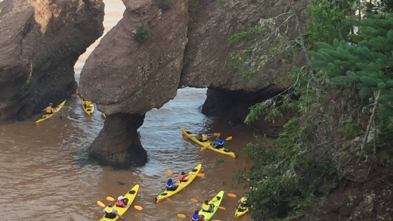 Hopewell Rocks New Brunswick kayaking - YouTube