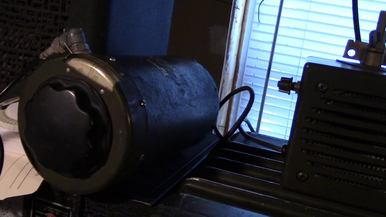 R392 Radio Receiver - YouTube