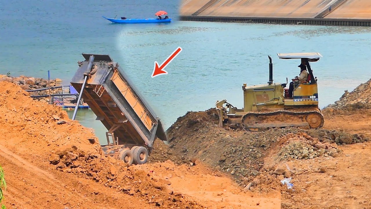 Start working on a big project Bulldozer KOMATSU and dump truck 10 ton ...