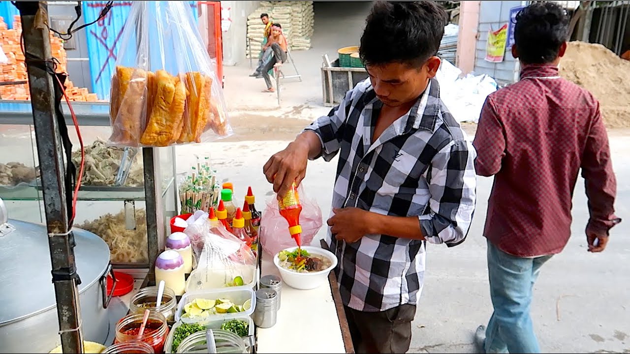 Cheap Breakfast Only USD 0.50 for Construction Workers - YouTube