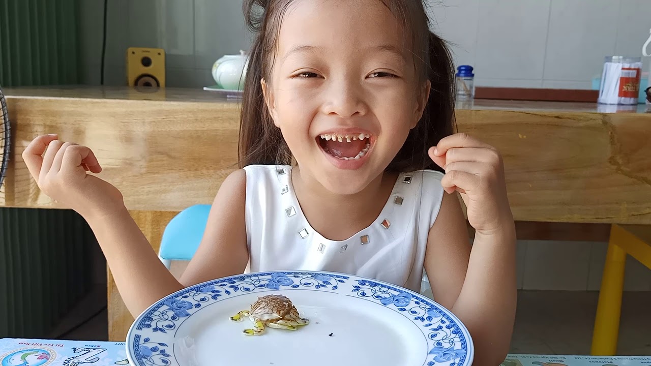 Giới thiệu về con cúm núm - YouTube