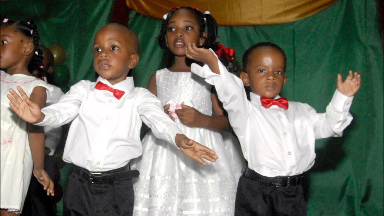 O Holy Night-Dunrobin Prep - YouTube