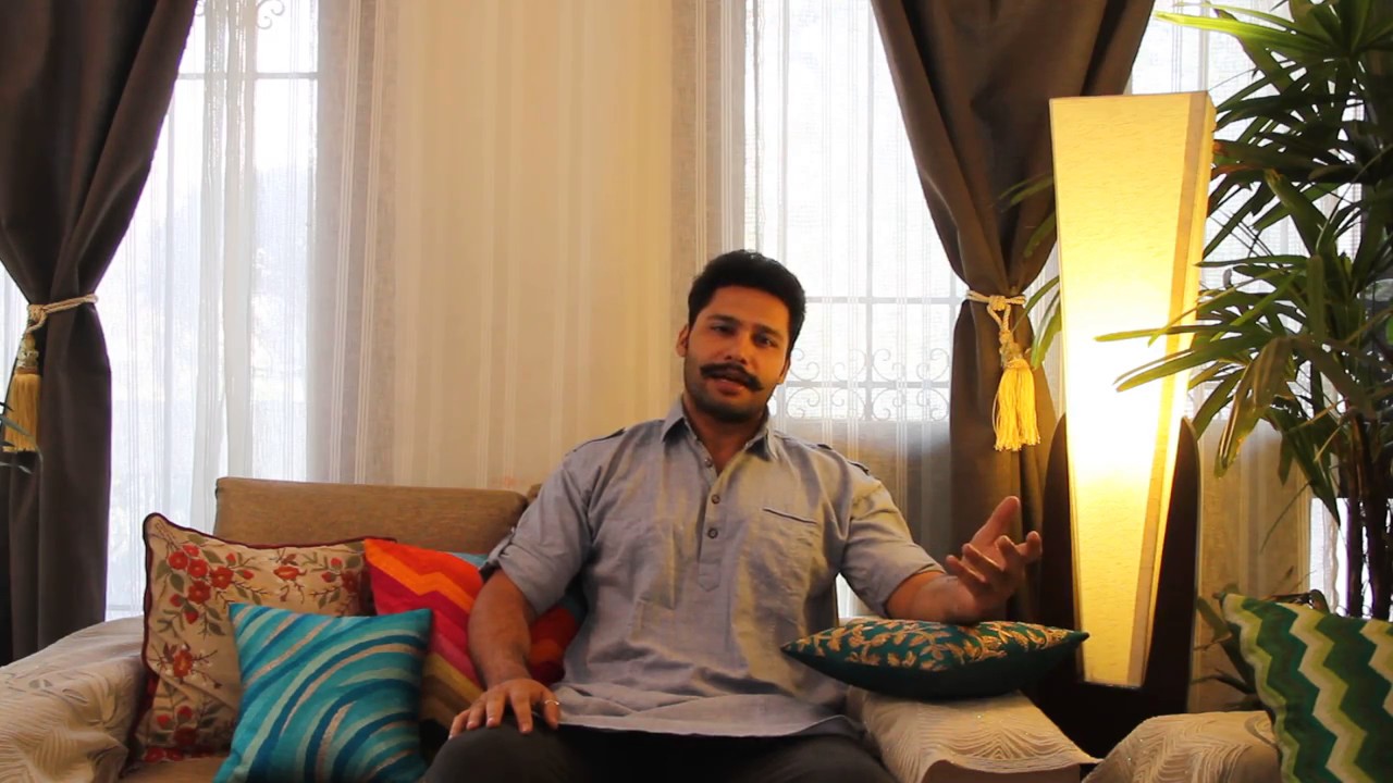 Manish Uppal Kavita - 'Keep Smiling' - YouTube