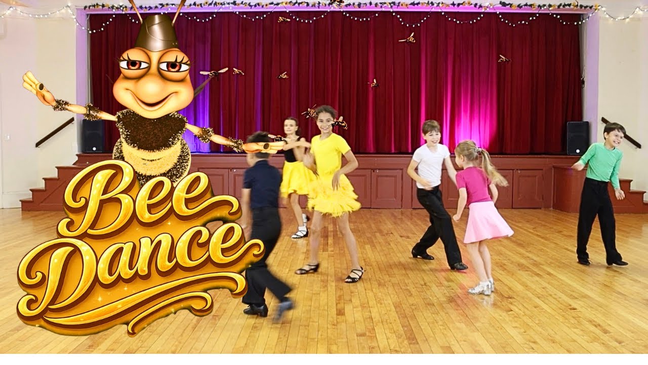 Bee Dance 🐝 | Fun Dance Game for Kids | Run From the Bumblebee! - YouTube