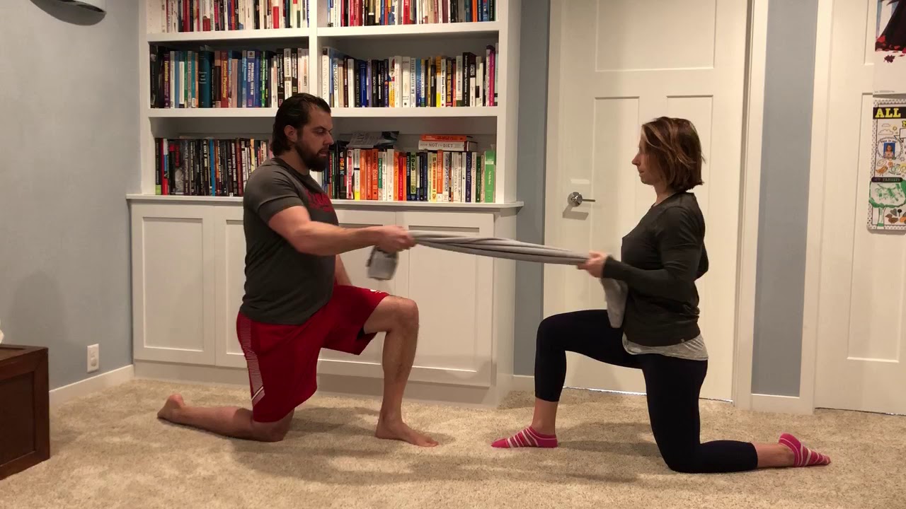 1/2 Kneeling 1 arm Partner Towel Row - YouTube