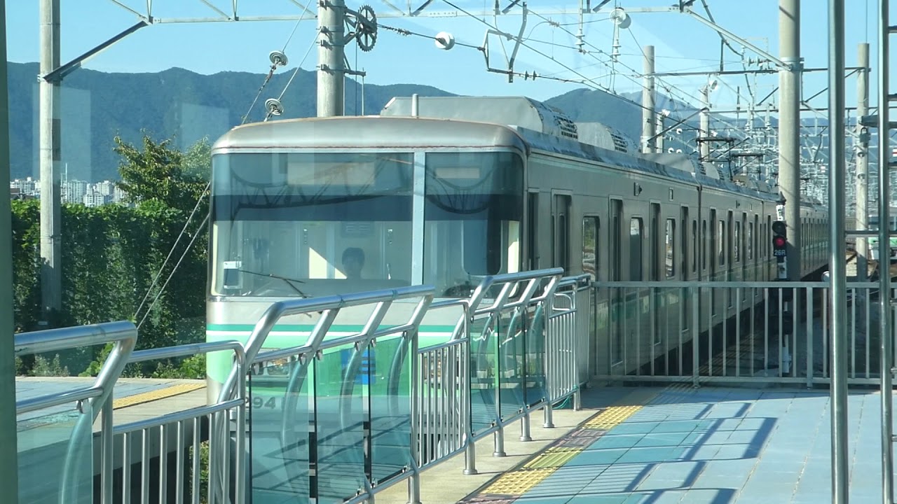 釜山都市鉄道2号線2000系 湖浦駅到着 Busan Metro Line 2 2000 series EMU - YouTube