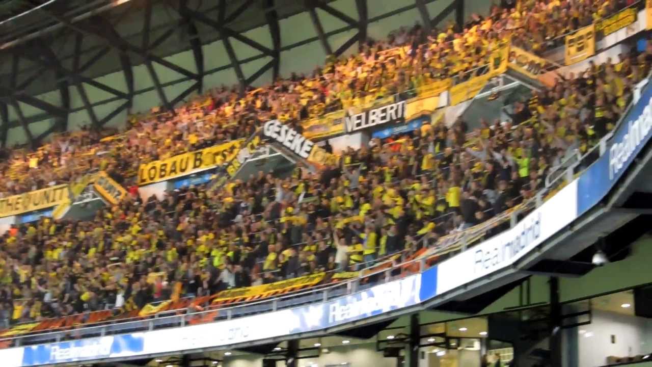 10.000 BVB-Fans / Real Madrid - Borussia Dortmund / 06.11.2012 - YouTube