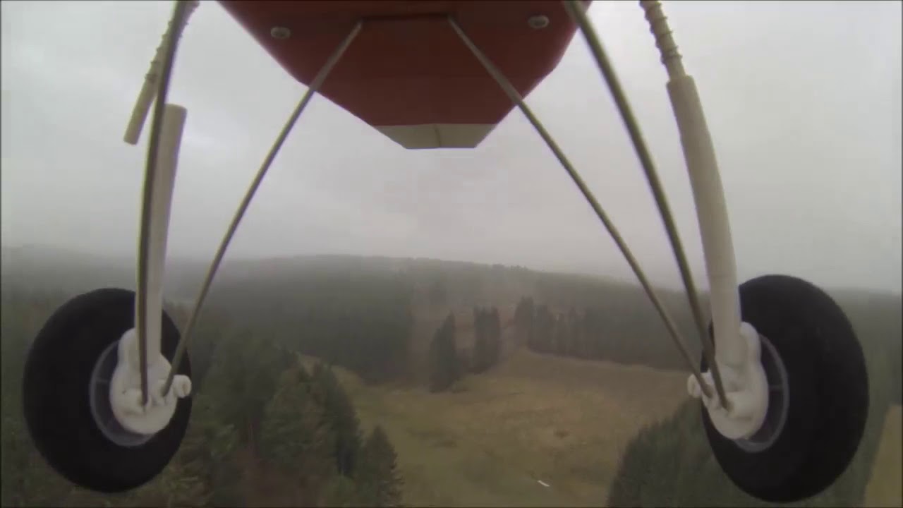 Multiplex Pilatus P6 MBC Claustal - YouTube