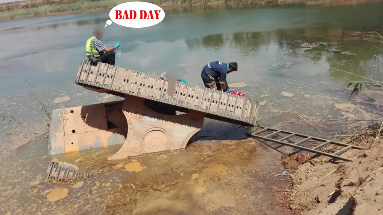Bad Day at Work - IDIOTS Operator Heavy Truck, Excavator Fails Skills ...