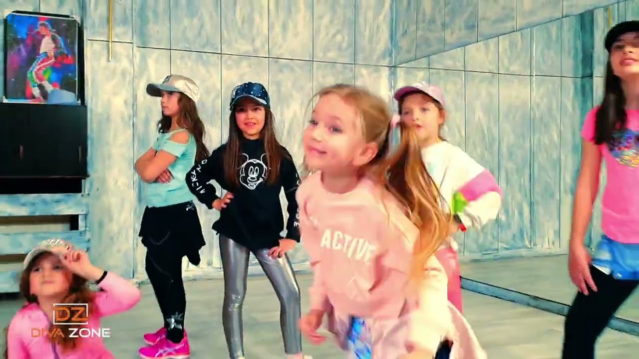 DIVA ZONE - Модерни танци за деца - YouTube