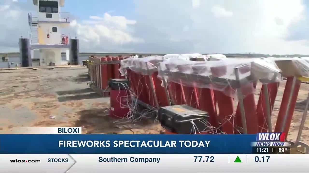 Boom Boom Committee setting up for 4th of July fireworks spectacular ...