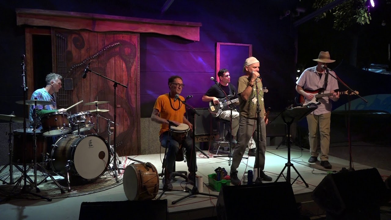 Night Owl Band i09 Give Me One Reason（Tracy Chapman）鐵花村 20191123 - YouTube