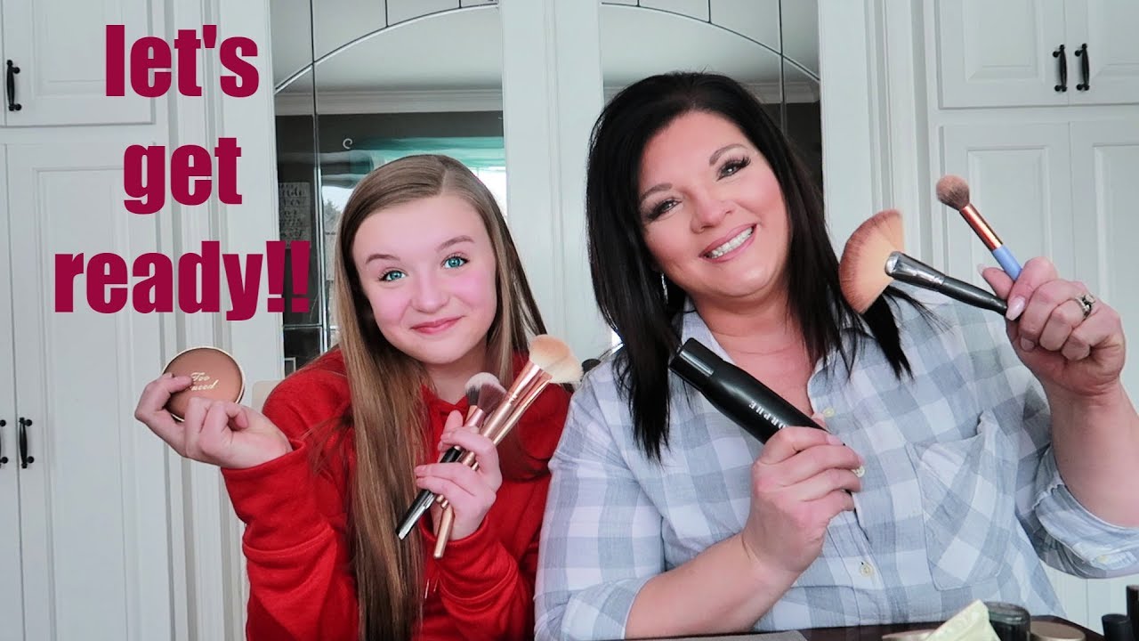 TEENAGE DAUGHTER AND MOTHER DO A EVERYDAY MAKEUP TUTORIAL - YouTube