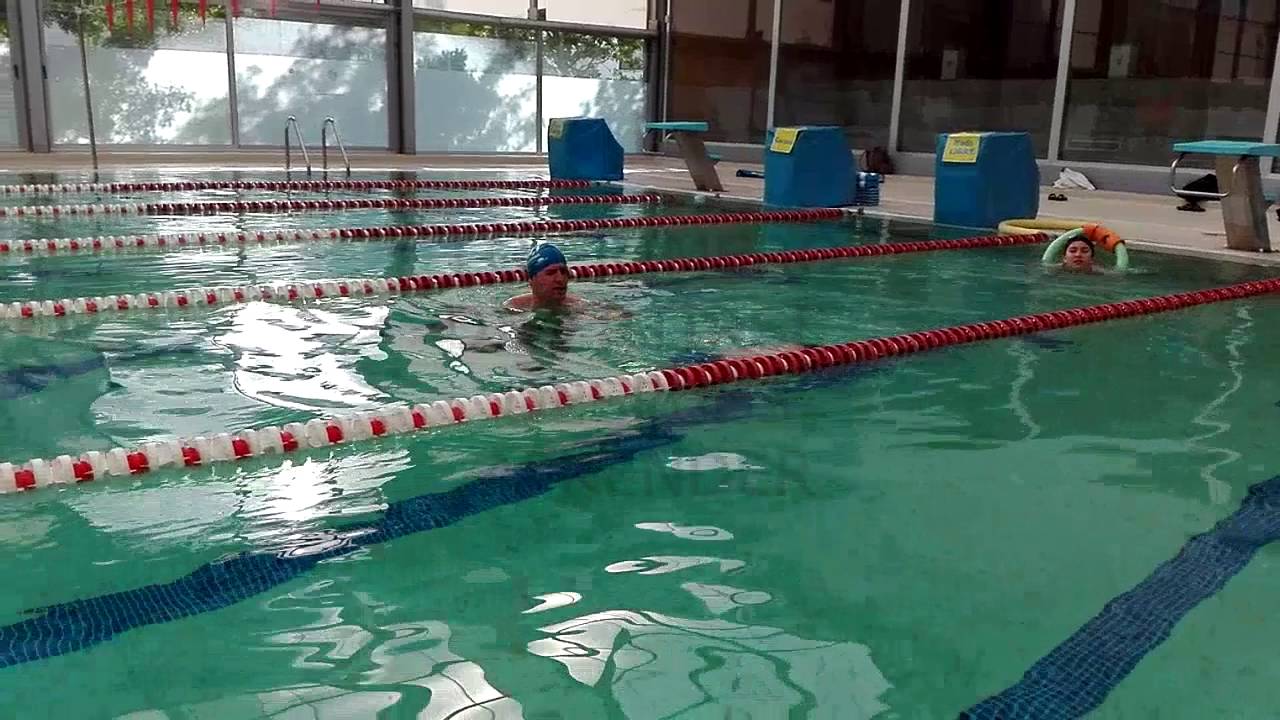 NATACIÓN ADAPTADA (DISCAPACIDAD) EJEMPLO DE SUPERACIÓN, ADRIAN AVENDAÑO ...
