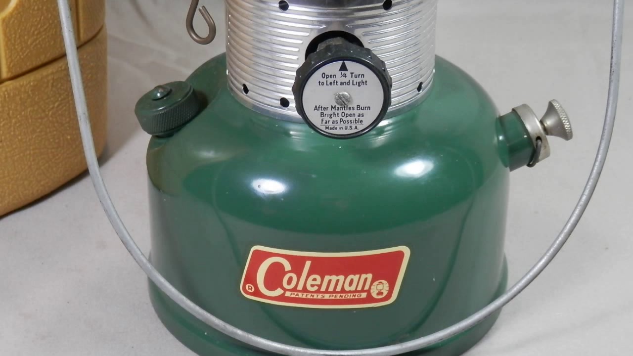 Vintage Coleman Lantern 228F Oil Gas Yellow Harvest Gold Hard Case ...