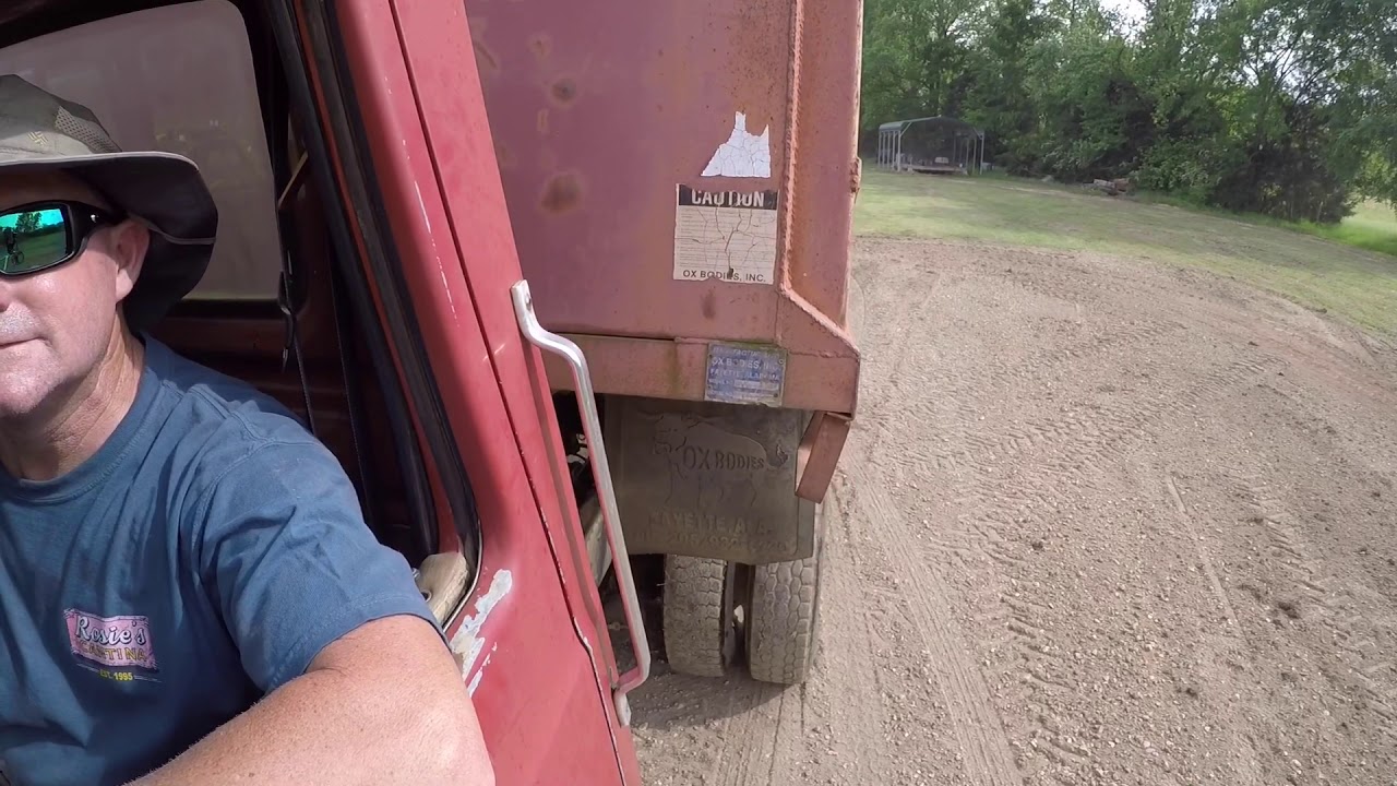 Redoing my driveway with grading & new rock - YouTube