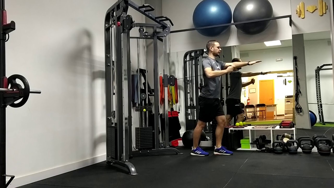 Press unilateral en doble polea - YouTube