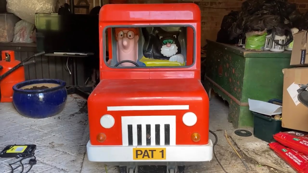 OMC Electronics/Photo-Me Postman Pat Coin Operated Ride - YouTube