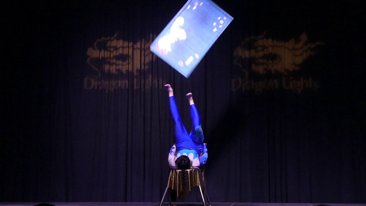 More incredible foot juggling Chinese performer at Dragon Lights ...