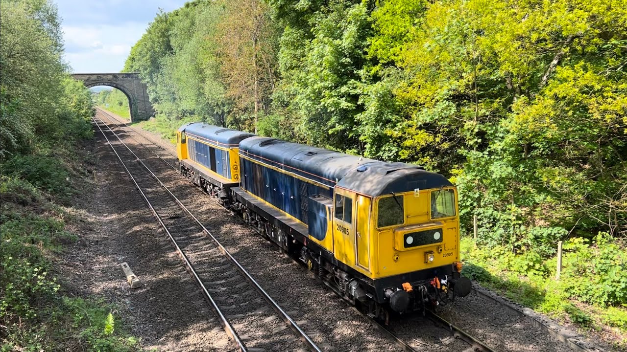 Class 20/9s Return to the Mainline with MEGA THRASH! - YouTube